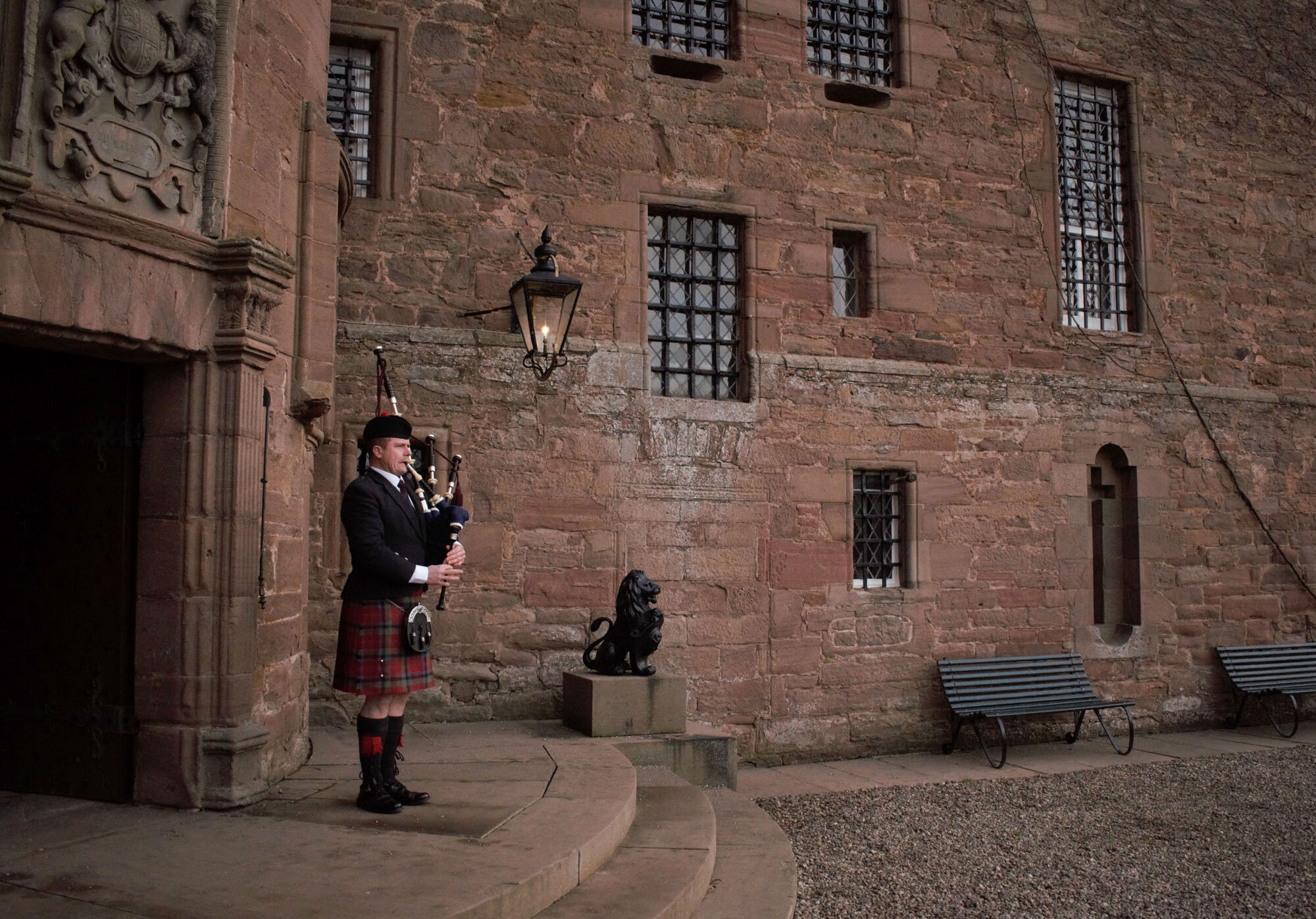 Videos and Photo Gallery | Professional Scottish Piper